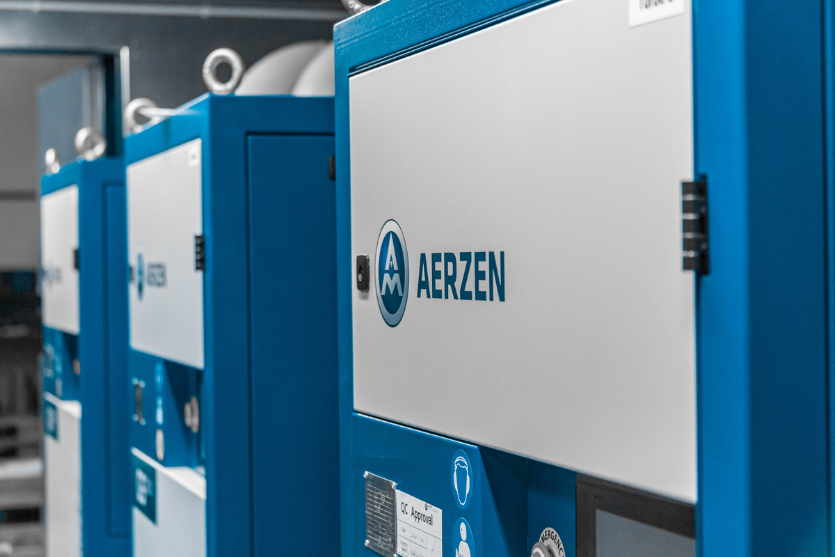 Blower and compressor technology installed in slim ISO container - Aerzen